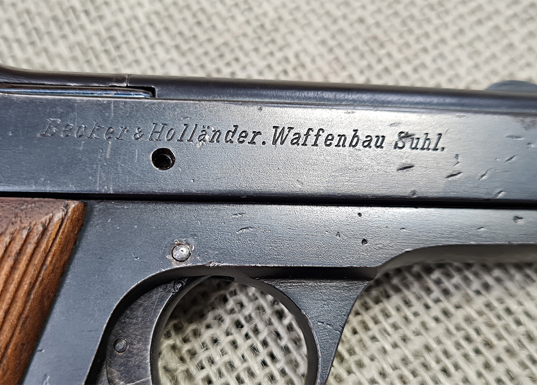 Becker Hollander Beholla – 507 Outfitters